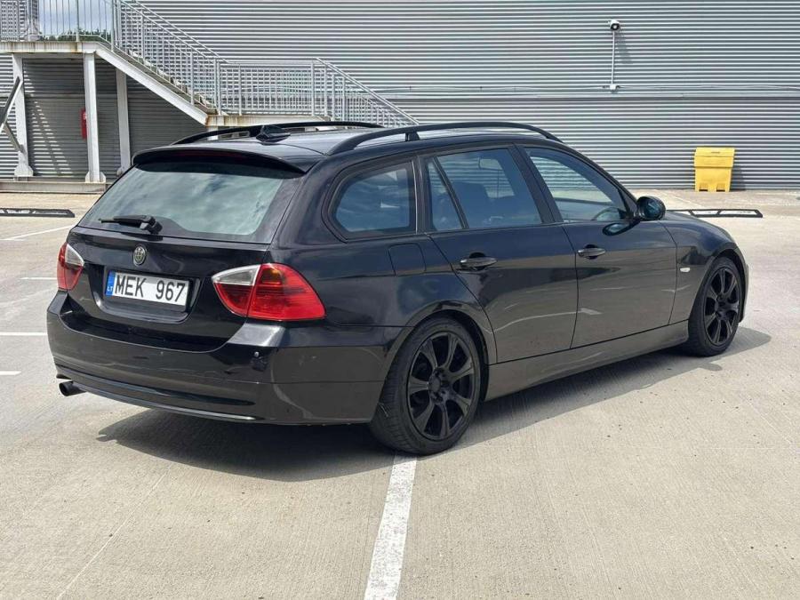 Melns BMW 320 2007 Viļņa, ar dzinēja tilpumu 2.00 L un nobraukumu 316 tūkst. km par 3500 €, foto 5 vietnē AUTOMOTO.COM.LV