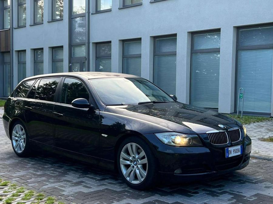 Черный БМВ 320 2007 в Тракай, объемом двигателя 0.00 л и пробегом 345 тыс. км за 3250 €, фото 4 на AUTOMOTO.COM.LV