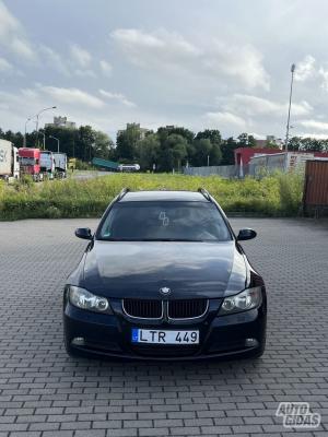 Melns BMW 320 2007 Klaipėda, ar dzinēja tilpumu 2.00 L un nobraukumu 400 tūkst. km par 2650 €, foto 3 vietnē AUTOMOTO.COM.LV