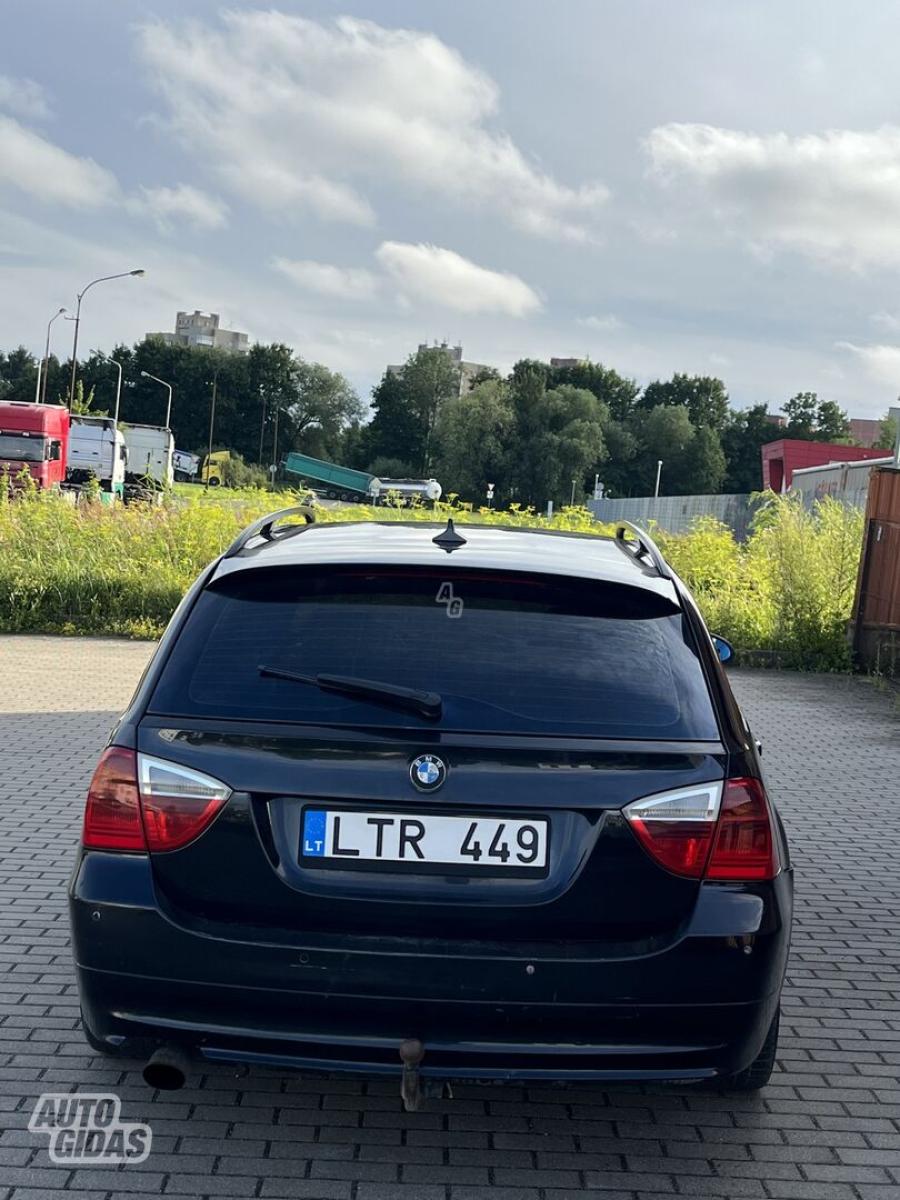 Melns BMW 320 2007 Klaipėda, ar dzinēja tilpumu 2.00 L un nobraukumu 400 tūkst. km par 2650 €, foto 6 vietnē AUTOMOTO.COM.LV