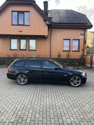 Melns BMW 320 2007 Klaipėda, ar dzinēja tilpumu 2.00 L un nobraukumu 400 tūkst. km par 2650 €, foto 10 vietnē AUTOMOTO.COM.LV