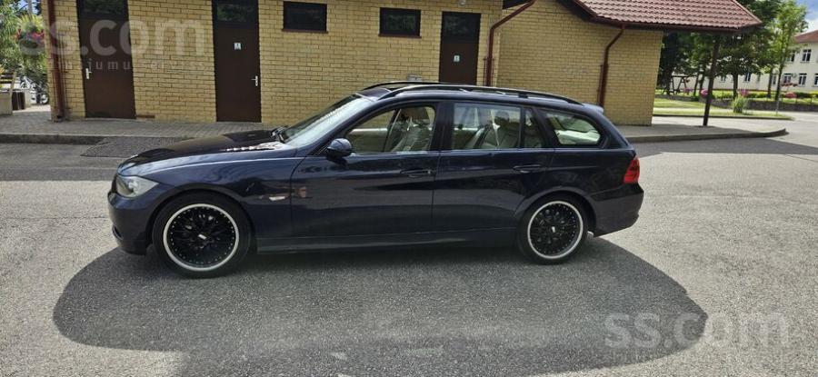 Black BMW 320 2007 in Riga, with an engine capacity of 2.00 L and mileage of 389 thousand km for 2990 €, photo 10 on AUTOMOTO.COM.LV