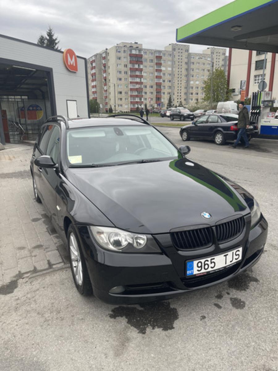 Melns BMW 320 2007 Tallina, ar dzinēja tilpumu 2.00 L un nobraukumu 274 tūkst. km par 2000 €, foto 3 vietnē AUTOMOTO.COM.LV