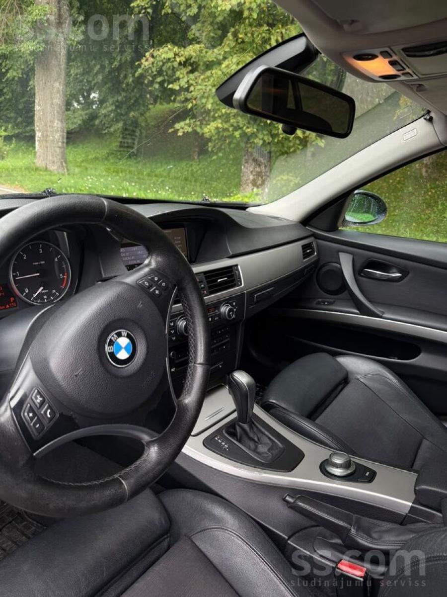 Melns BMW 320 2007 Kuldīga, ar dzinēja tilpumu 2.00 L un nobraukumu 0 tūkst. km par 3550 €, foto 4 vietnē AUTOMOTO.COM.LV