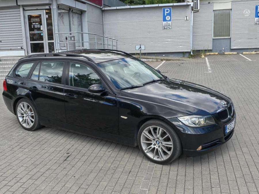 Black BMW 320 2007 in Vilnius, with an engine capacity of 2.00 L and mileage of 380 thousand km for 2500 €, photo 4 on AUTOMOTO.COM.LV
