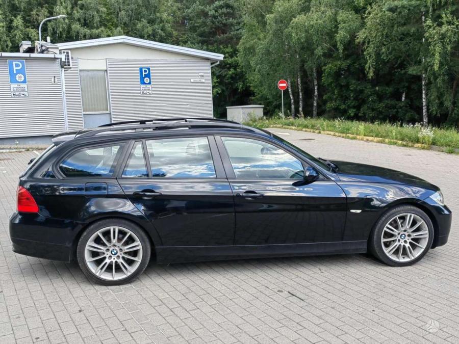 Black BMW 320 2007 in Vilnius, with an engine capacity of 2.00 L and mileage of 380 thousand km for 2500 €, photo 7 on AUTOMOTO.COM.LV
