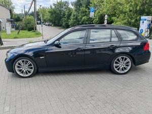 Black BMW 320 2007 in Vilnius, with an engine capacity of 2.00 L and mileage of 380 thousand km for 2500 €, photo 9 on AUTOMOTO.COM.LV