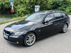 Black BMW 320 2007 in Vilnius, with an engine capacity of 2.00 L and mileage of 380 thousand km for 2500 €, photo 10 on AUTOMOTO.COM.LV