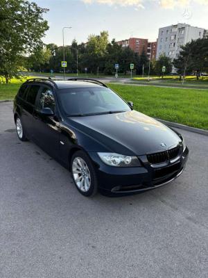 Black BMW 320 2007 in Kaunas, with an engine capacity of 2.00 L and mileage of 417 thousand km for 3900 €, photo  on AUTOMOTO.COM.LV