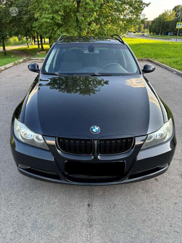 Melns BMW 320 2007 Kauņa, ar dzinēja tilpumu 2.00 L un nobraukumu 417 tūkst. km par 3900 €, foto 4 vietnē AUTOMOTO.COM.LV