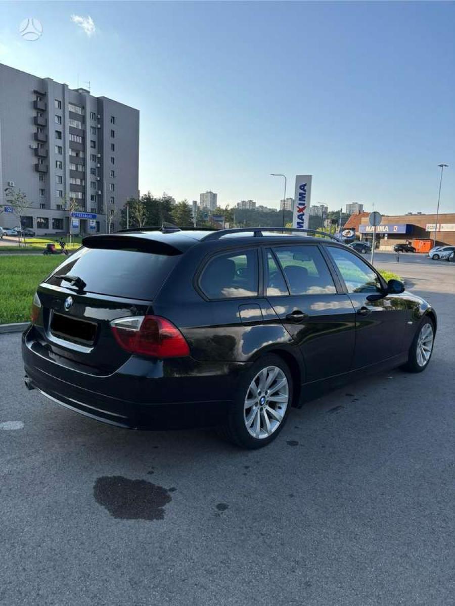 Melns BMW 320 2007 Kauņa, ar dzinēja tilpumu 2.00 L un nobraukumu 417 tūkst. km par 3900 €, foto 6 vietnē AUTOMOTO.COM.LV