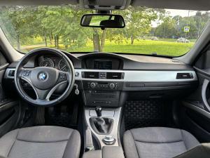 Melns BMW 320 2007 Kauņa, ar dzinēja tilpumu 2.00 L un nobraukumu 417 tūkst. km par 3900 €, foto 7 vietnē AUTOMOTO.COM.LV