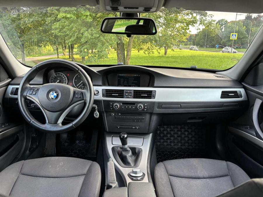 Melns BMW 320 2007 Kauņa, ar dzinēja tilpumu 2.00 L un nobraukumu 417 tūkst. km par 3900 €, foto 7 vietnē AUTOMOTO.COM.LV