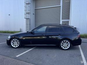 Melns BMW 320 2007 Viļņa, ar dzinēja tilpumu 2.00 L un nobraukumu 280 tūkst. km par 4499 €, foto 4 vietnē AUTOMOTO.COM.LV