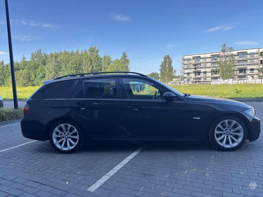 Melns BMW 320 2007 Viļņa, ar dzinēja tilpumu 2.00 L un nobraukumu 280 tūkst. km par 4499 €, foto 8 vietnē AUTOMOTO.COM.LV