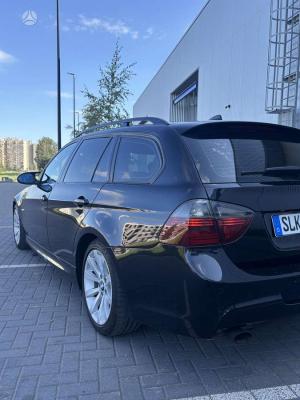 Melns BMW 320 2007 Viļņa, ar dzinēja tilpumu 2.00 L un nobraukumu 280 tūkst. km par 4499 €, foto 13 vietnē AUTOMOTO.COM.LV