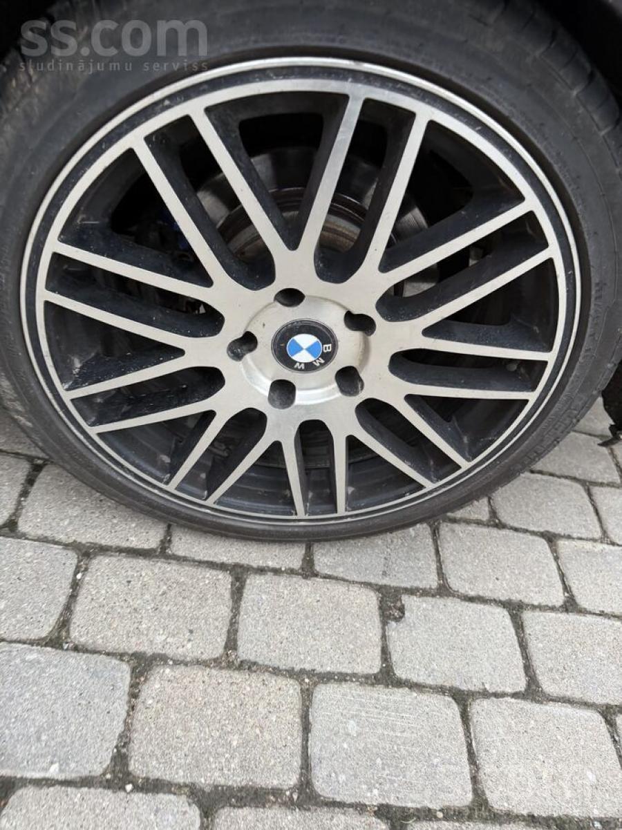 Melns BMW 320 2007 Ogre, ar dzinēja tilpumu 2.00 L un nobraukumu 315 tūkst. km par 4000 €, foto 6 vietnē AUTOMOTO.COM.LV