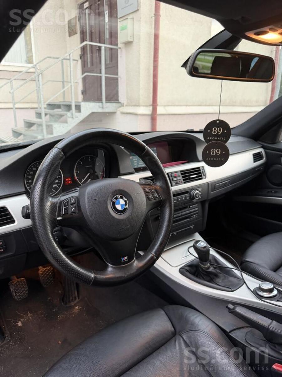 Melns BMW 320 2007 Ogre, ar dzinēja tilpumu 2.00 L un nobraukumu 315 tūkst. km par 4000 €, foto 7 vietnē AUTOMOTO.COM.LV