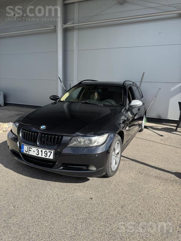Melns BMW 320 2007 Rīga, ar dzinēja tilpumu 2.00 L un nobraukumu 358 tūkst. km par 3200 €, foto 1 vietnē AUTOMOTO.COM.LV