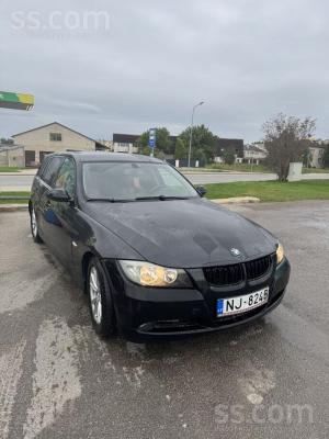 Black BMW 320 2007 in Bauska, with an engine capacity of 2.00 L and mileage of 322 thousand km for 3100 €, photo 6 on AUTOMOTO.COM.LV