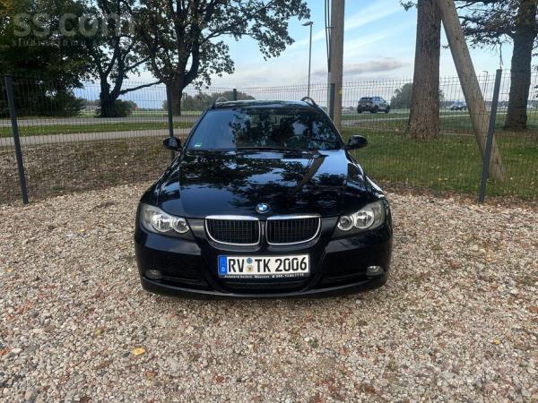 БМВ 320 2007 в Цесис на AUTOMOTO.COM.LV Черный БМВ 320 2007 в Цесис, объемом двигателя 2.00 л и пробегом 0 тыс. км за 4500 €, фото 3 на AUTOMOTO.COM.LV