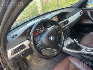 Black BMW 320 2007 in Cesis, with an engine capacity of 2.00 L and mileage of 0 thousand km for 4500 €, photo 18 on AUTOMOTO.COM.LV