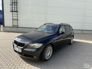 Melns BMW 320 2007 Kauņa, ar dzinēja tilpumu 2.00 L un nobraukumu 364 tūkst. km par 3900 €, foto  vietnē AUTOMOTO.COM.LV