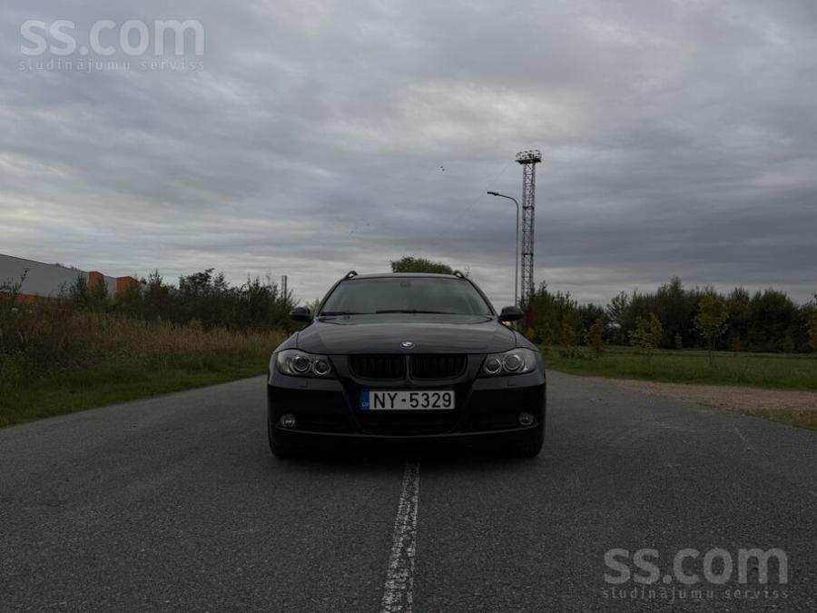 Black BMW 320 2007 in Jelgava, with an engine capacity of 2.00 L and mileage of 255 thousand km for 4000 €, photo 3 on AUTOMOTO.COM.LV