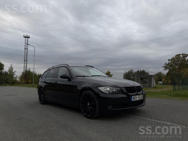 Black BMW 320 2007 in Jelgava, with an engine capacity of 2.00 L and mileage of 255 thousand km for 4000 €, photo 4 on AUTOMOTO.COM.LV