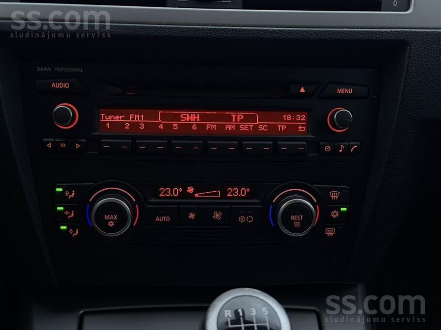 Black BMW 320 2007 in Jelgava, with an engine capacity of 2.00 L and mileage of 255 thousand km for 4000 €, photo 22 on AUTOMOTO.COM.LV