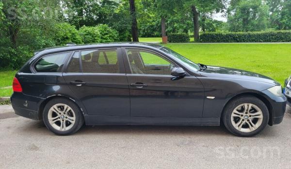 Black BMW 320 2008 in Riga, with an engine capacity of 2.00 L and mileage of 480 thousand km for 2800 €, photo 4 on AUTOMOTO.COM.LV