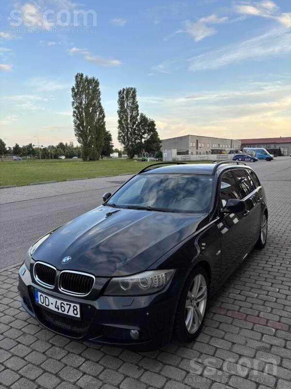 Black BMW 320 2008 in Liepaja, with an engine capacity of 2.00 L and mileage of 309 thousand km for 6100 €, photo 2 on AUTOMOTO.COM.LV