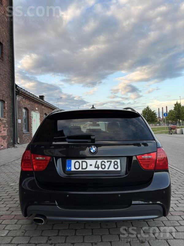 Black BMW 320 2008 in Liepaja, with an engine capacity of 2.00 L and mileage of 309 thousand km for 6100 €, photo 5 on AUTOMOTO.COM.LV