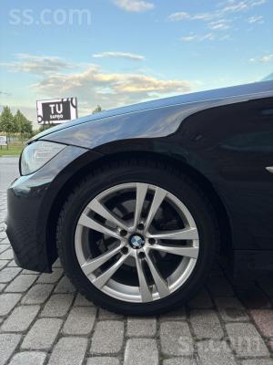 Black BMW 320 2008 in Liepaja, with an engine capacity of 2.00 L and mileage of 309 thousand km for 6100 €, photo 6 on AUTOMOTO.COM.LV