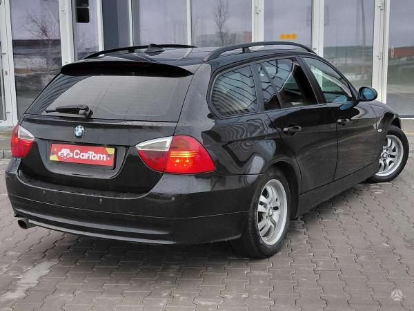 Black BMW 320 2008 in Vilnius, with an engine capacity of 2.00 L and mileage of 277 thousand km for 3700 €, photo 6 on AUTOMOTO.COM.LV