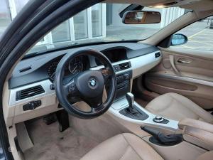 Black BMW 320 2008 in Vilnius, with an engine capacity of 2.00 L and mileage of 277 thousand km for 3700 €, photo 7 on AUTOMOTO.COM.LV