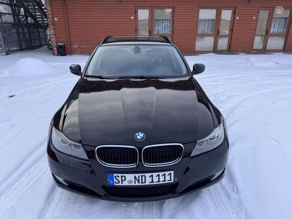 Black BMW 320 2008 in Marijampole, with an engine capacity of 2.00 L and mileage of 315 thousand km for 3950 €, photo 4 on AUTOMOTO.COM.LV