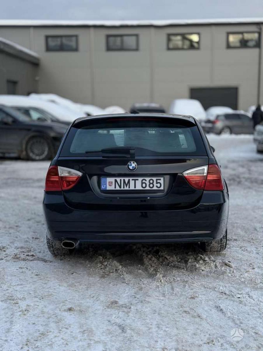 Black BMW 320 2008 in Vilnius, with an engine capacity of 2.00 L and mileage of 246 thousand km for 3400 €, photo 6 on AUTOMOTO.COM.LV