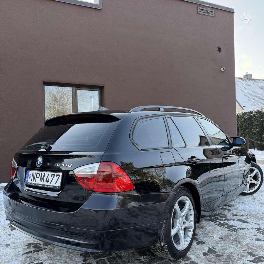 Black BMW 320 2008 in Kaisiadorys, with an engine capacity of 2.00 L and mileage of 360 thousand km for 2950 €, photo 15 on AUTOMOTO.COM.LV