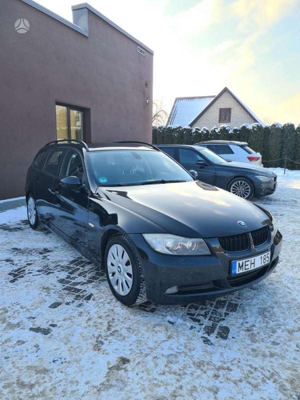 Melns BMW 320 2008 Kaišiadorys, ar dzinēja tilpumu 2.00 L un nobraukumu 350 tūkst. km par 2650 €, foto 1 vietnē AUTOMOTO.COM.LV
