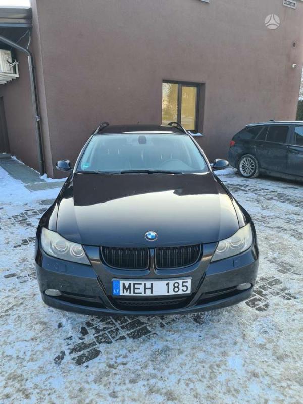 Melns BMW 320 2008 Kaišiadorys, ar dzinēja tilpumu 2.00 L un nobraukumu 350 tūkst. km par 2650 €, foto 2 vietnē AUTOMOTO.COM.LV
