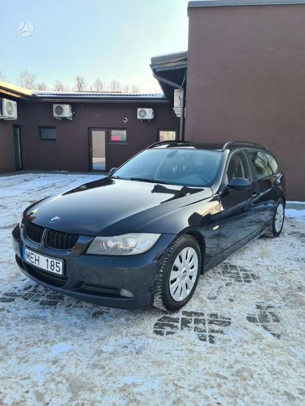 Melns BMW 320 2008 Kaišiadorys, ar dzinēja tilpumu 2.00 L un nobraukumu 350 tūkst. km par 2650 €, foto 3 vietnē AUTOMOTO.COM.LV