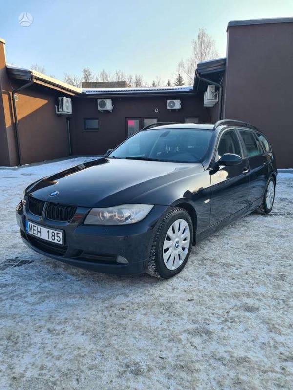 Melns BMW 320 2008 Kaišiadorys, ar dzinēja tilpumu 2.00 L un nobraukumu 350 tūkst. km par 2650 €, foto 10 vietnē AUTOMOTO.COM.LV