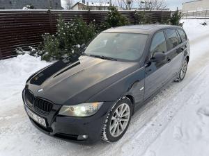 Melns BMW 320 2008 Kauņa, ar dzinēja tilpumu 2.00 L un nobraukumu 367 tūkst. km par 4950 €, foto  vietnē AUTOMOTO.COM.LV