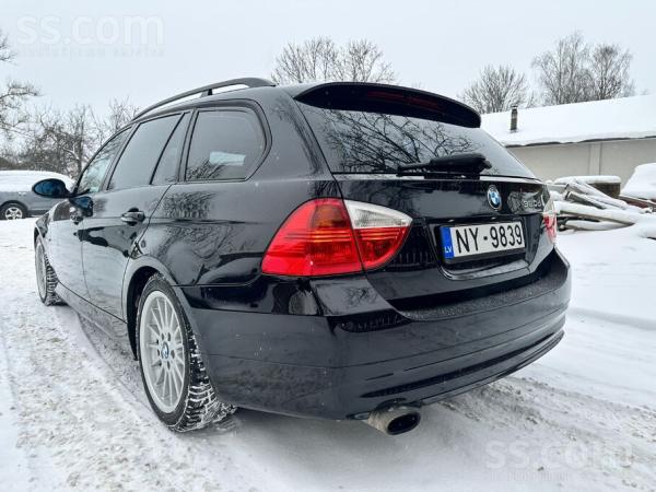 Melns BMW 320 2008 Jēkabpils, ar dzinēja tilpumu 2.00 L un nobraukumu 266 tūkst. km par 4599 €, foto 5 vietnē AUTOMOTO.COM.LV