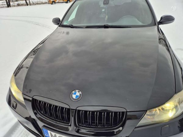 Melns BMW 320 2008 Jurbarkas, ar dzinēja tilpumu 2.00 L un nobraukumu 314 tūkst. km par 3700 €, foto 5 vietnē AUTOMOTO.COM.LV