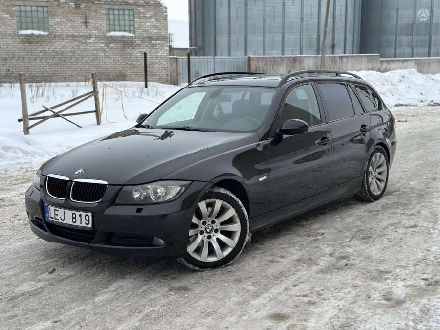 Melns BMW 320 2008 Ukmergė, ar dzinēja tilpumu 2.00 L un nobraukumu 375 tūkst. km par 2100 €, foto 1 vietnē AUTOMOTO.COM.LV