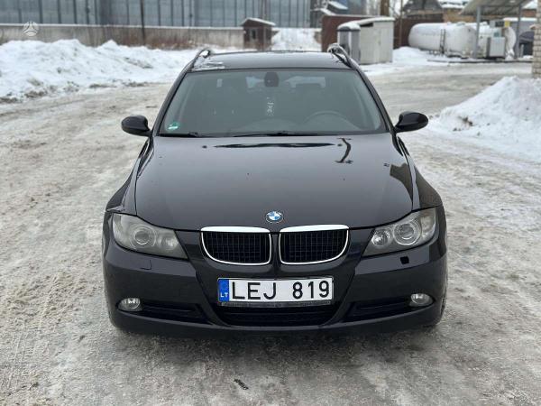 Melns BMW 320 2008 Ukmergė, ar dzinēja tilpumu 2.00 L un nobraukumu 375 tūkst. km par 2100 €, foto 3 vietnē AUTOMOTO.COM.LV