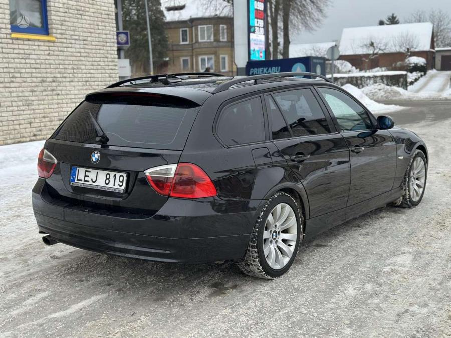 Melns BMW 320 2008 Ukmergė, ar dzinēja tilpumu 2.00 L un nobraukumu 375 tūkst. km par 2100 €, foto 8 vietnē AUTOMOTO.COM.LV