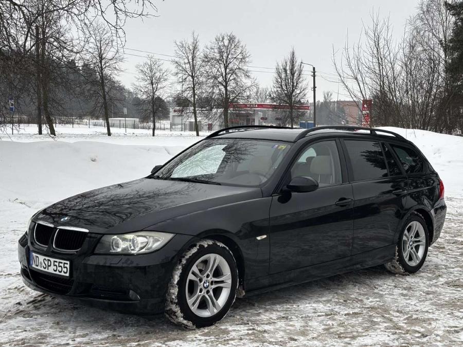 Black BMW 320 2008 in Utena, with an engine capacity of 2.00 L and mileage of 289 thousand km for 2950 €, photo 1 on AUTOMOTO.COM.LV
